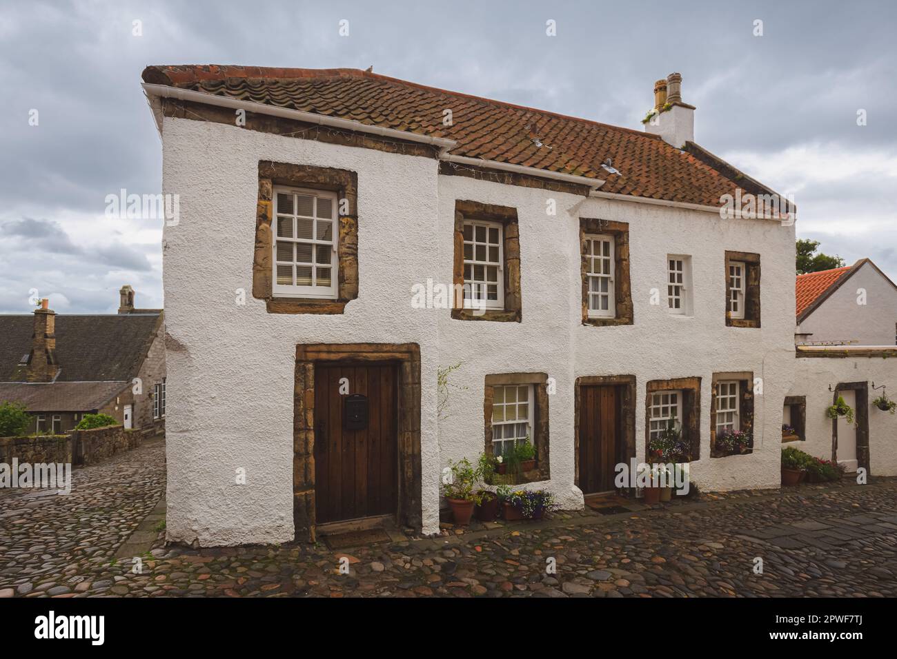 Alley dark scotland hi-res stock photography and images - Alamy