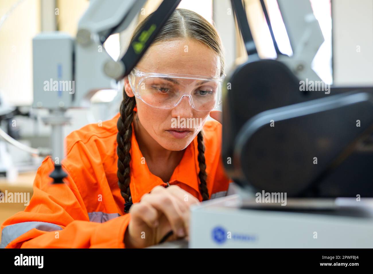 Mechanical training program hi-res stock photography and images - Alamy