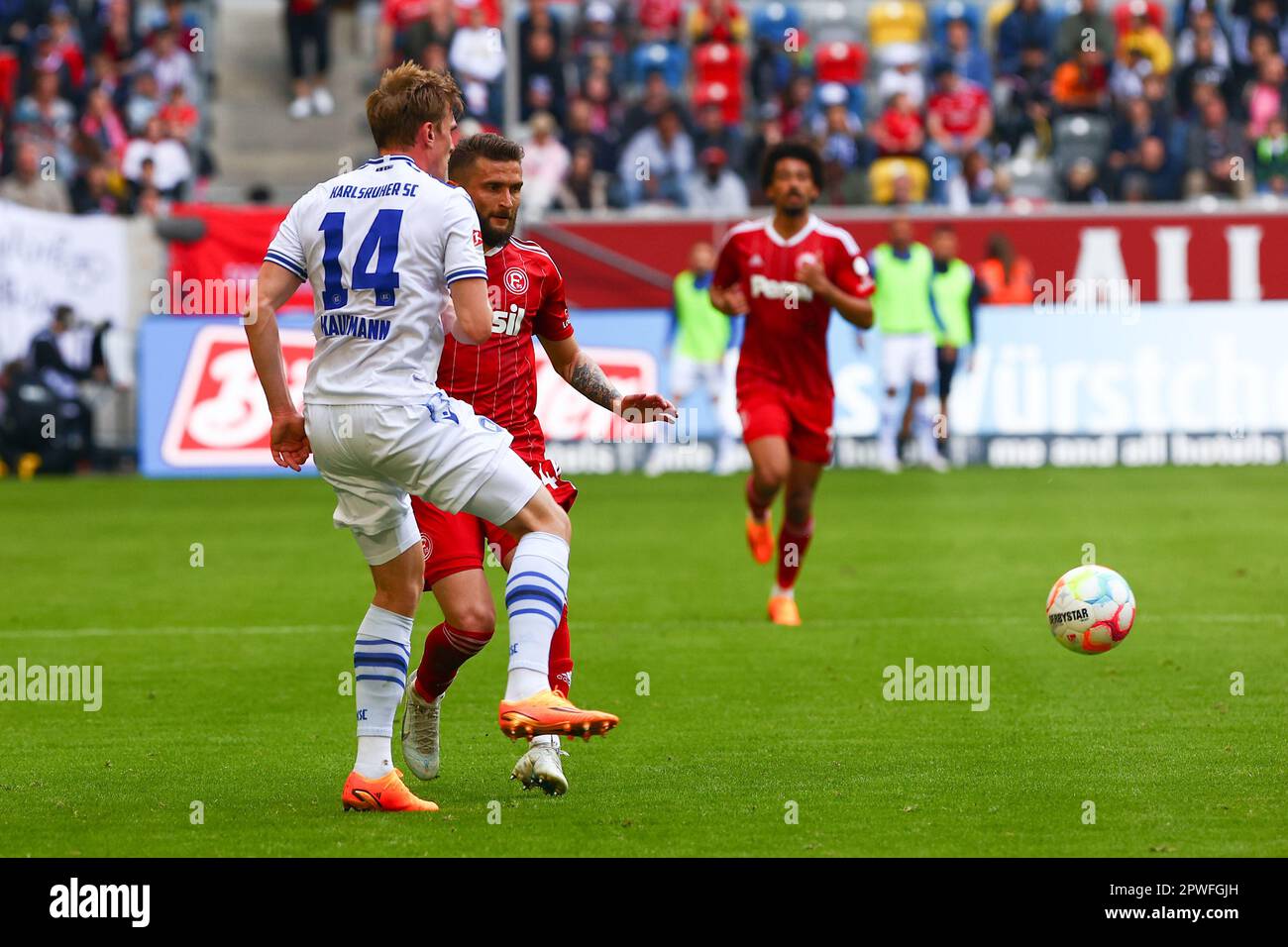 30 matchday hi-res stock photography and images - Alamy