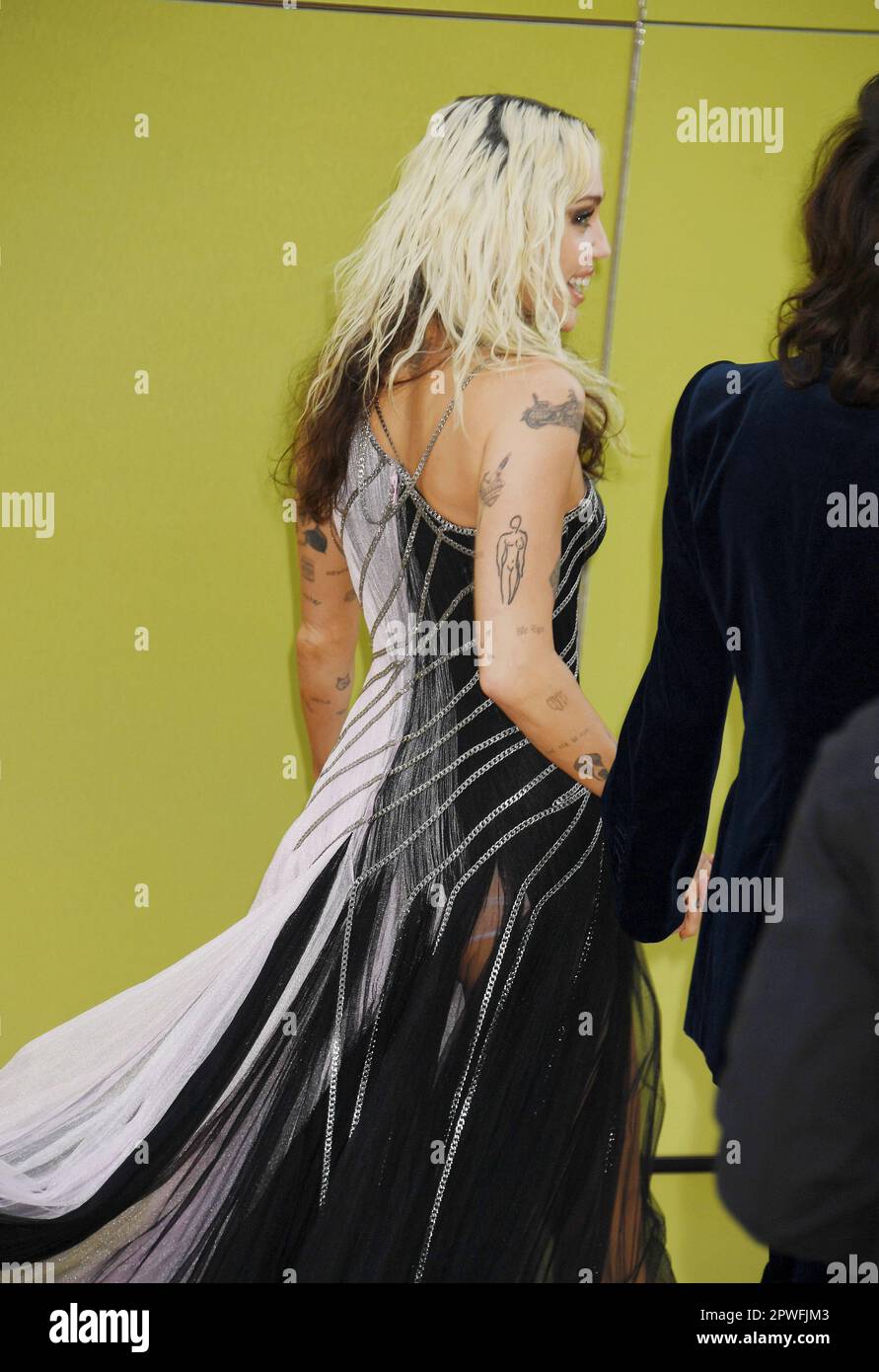 WEST HOLLYWOOD, CALIFORNIA, 3/9/23 Miley Cyrus attends the Versace Fall ...