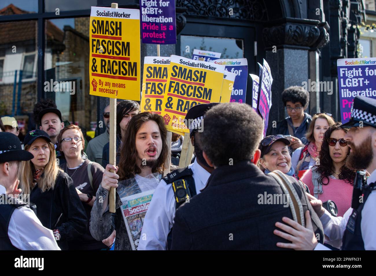 London, UK. 29th April, 2023. Metropolitan Police officers intervene ...
