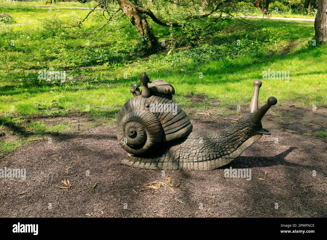 Giant wooden snail sculpture, Bute Park, Cardiff. Taken April 2023 ...
