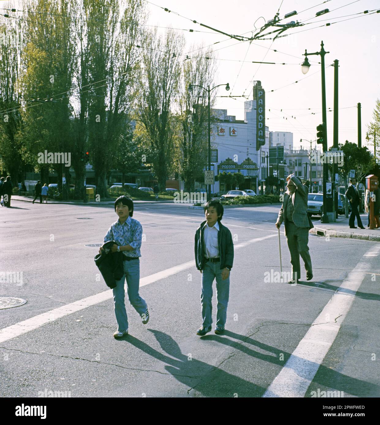 San francisco street scene 70s hi-res stock photography and images - Alamy