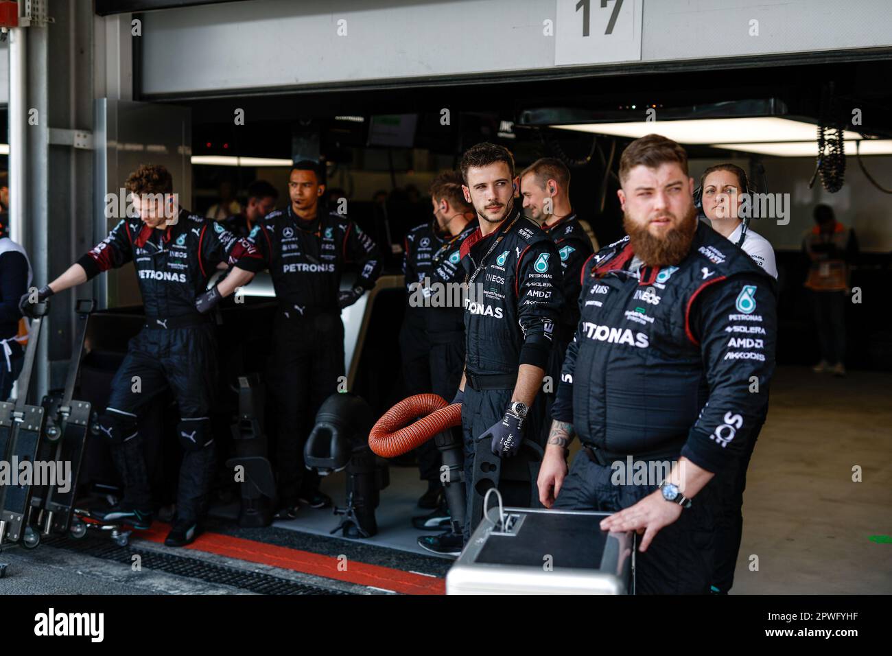 Mercedes AMG F1 Team mechanic, mecanicien, mechanics during the Formula ...