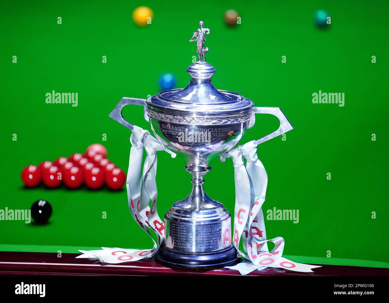 Cazoo world snooker championship trophy hi-res stock photography and ...