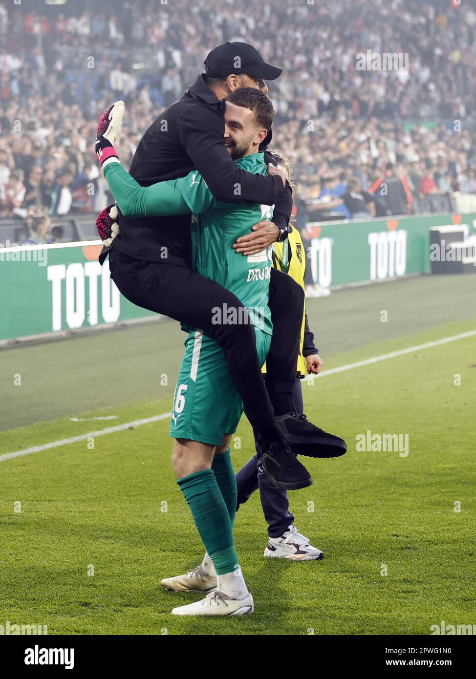 ROTTERDAM - PSV Eindhoven coach Ruud van Nistelrooij PSV Eindhoven ...