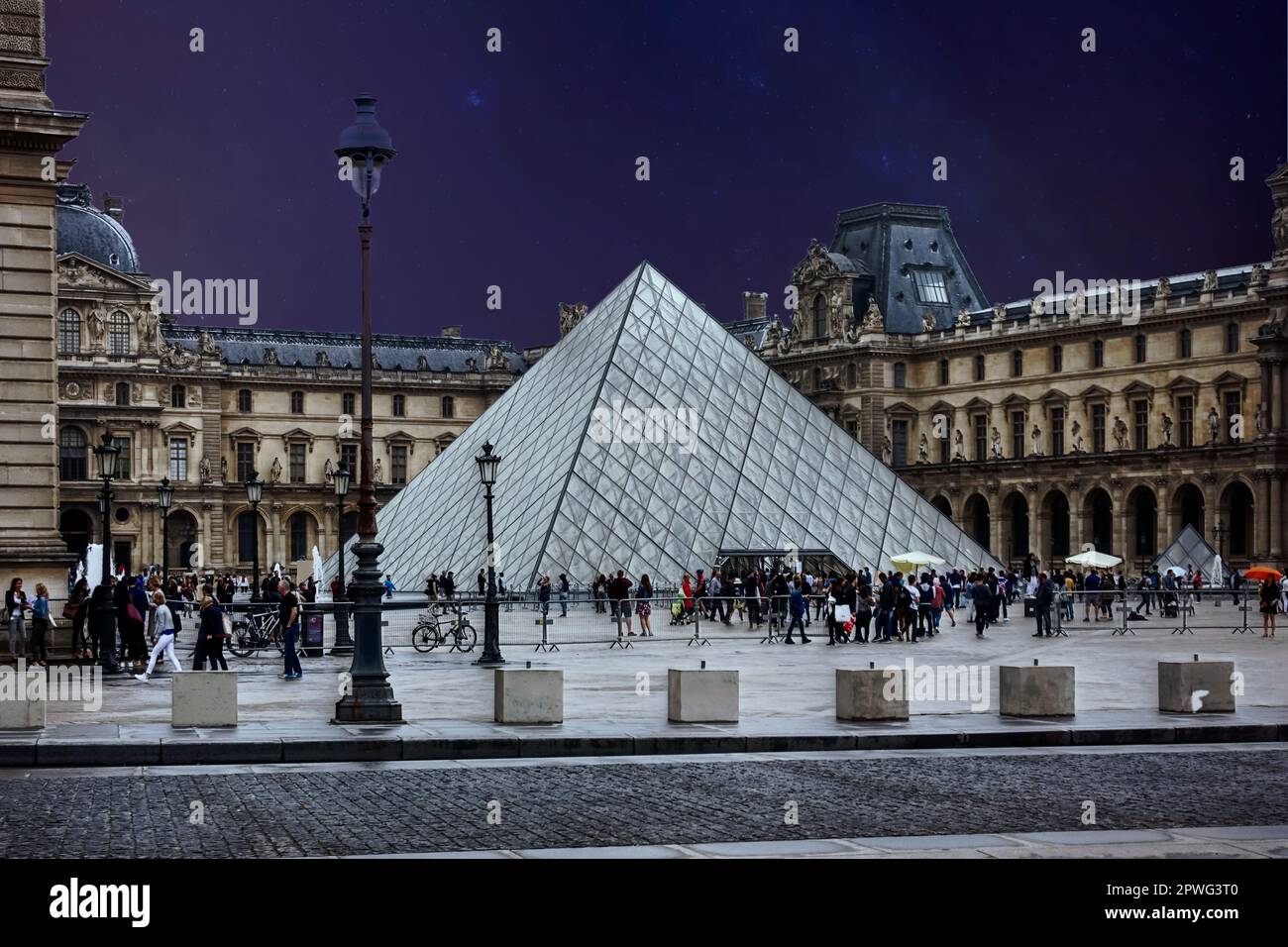 Louvre Pyramid in Paris, France Stock Photo - Alamy