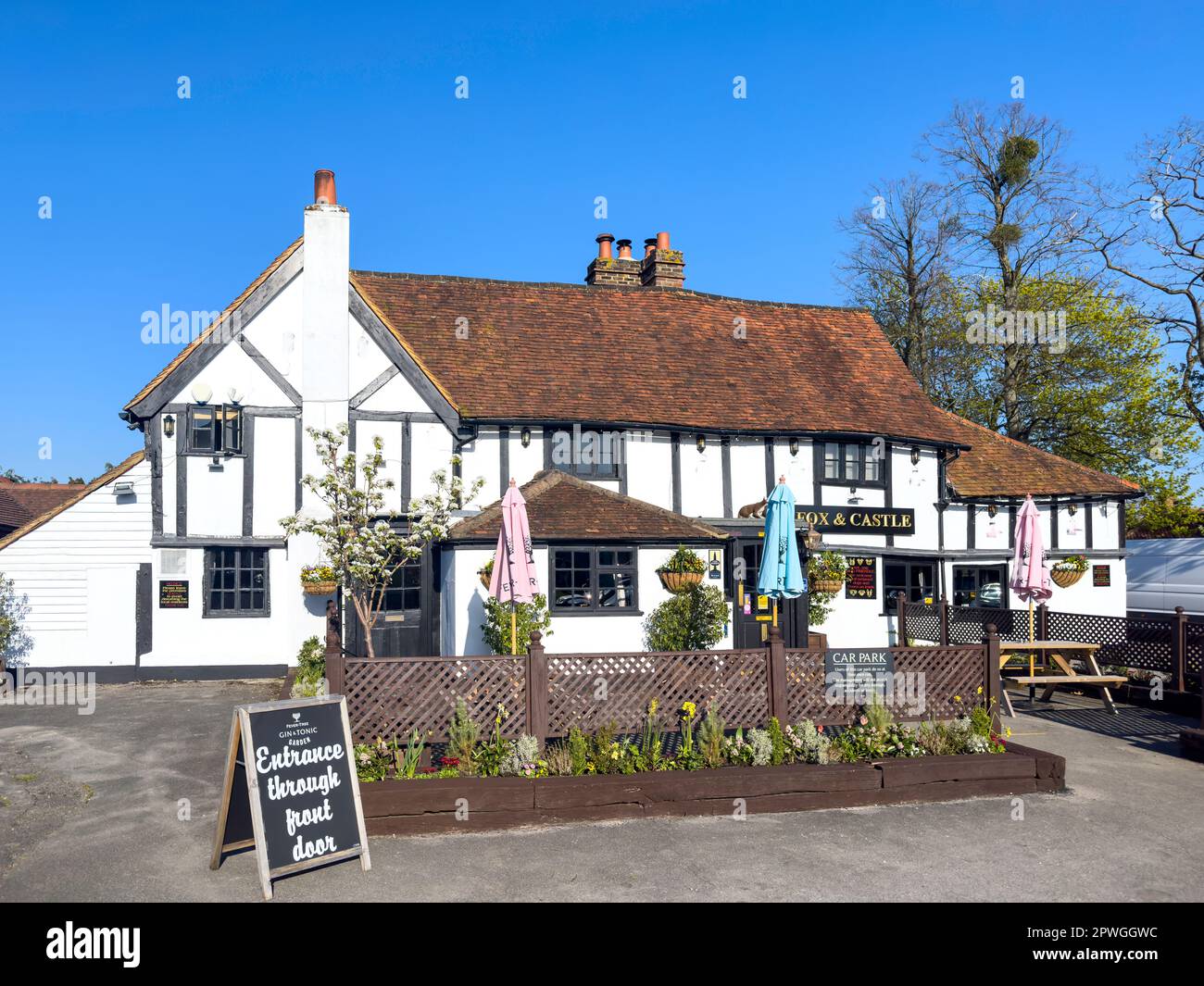 16th century Fox and Castle Pub, Burfield Road, Old Windsor, Windsor ...