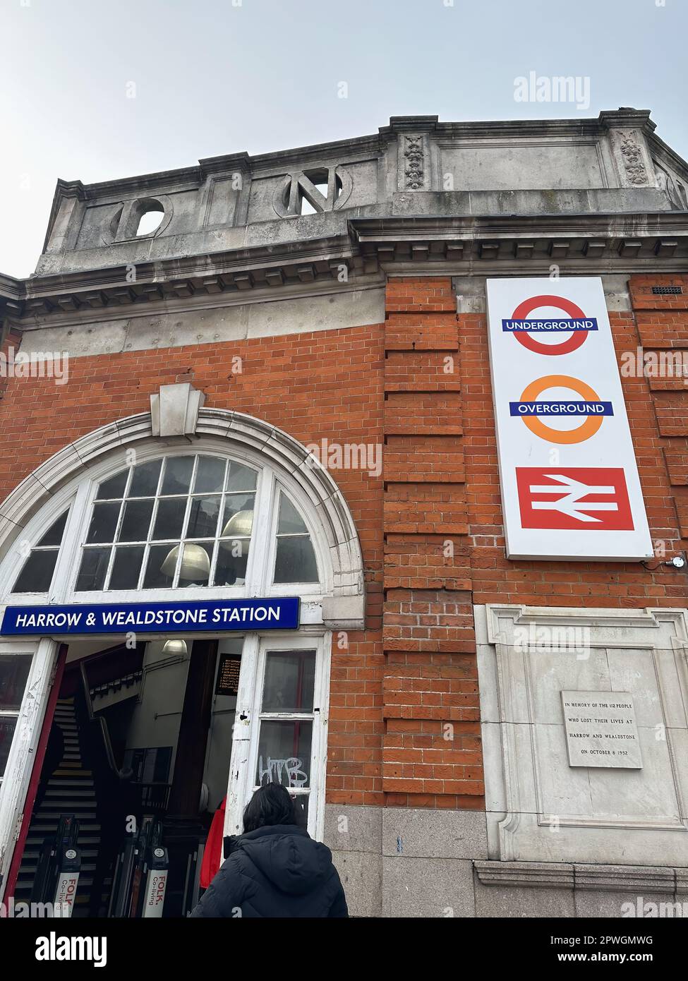 Network rail sign hi-res stock photography and images - Alamy