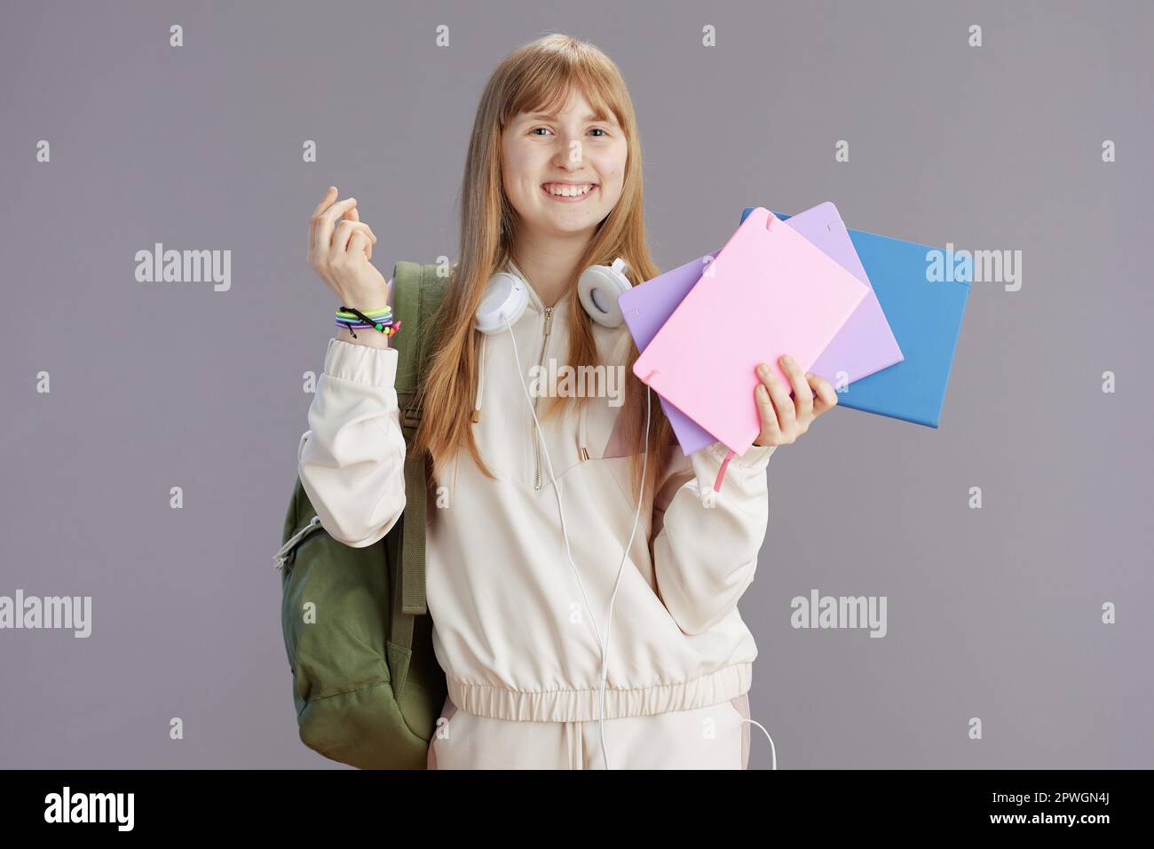 Snap fingers child hi-res stock photography and images - Alamy