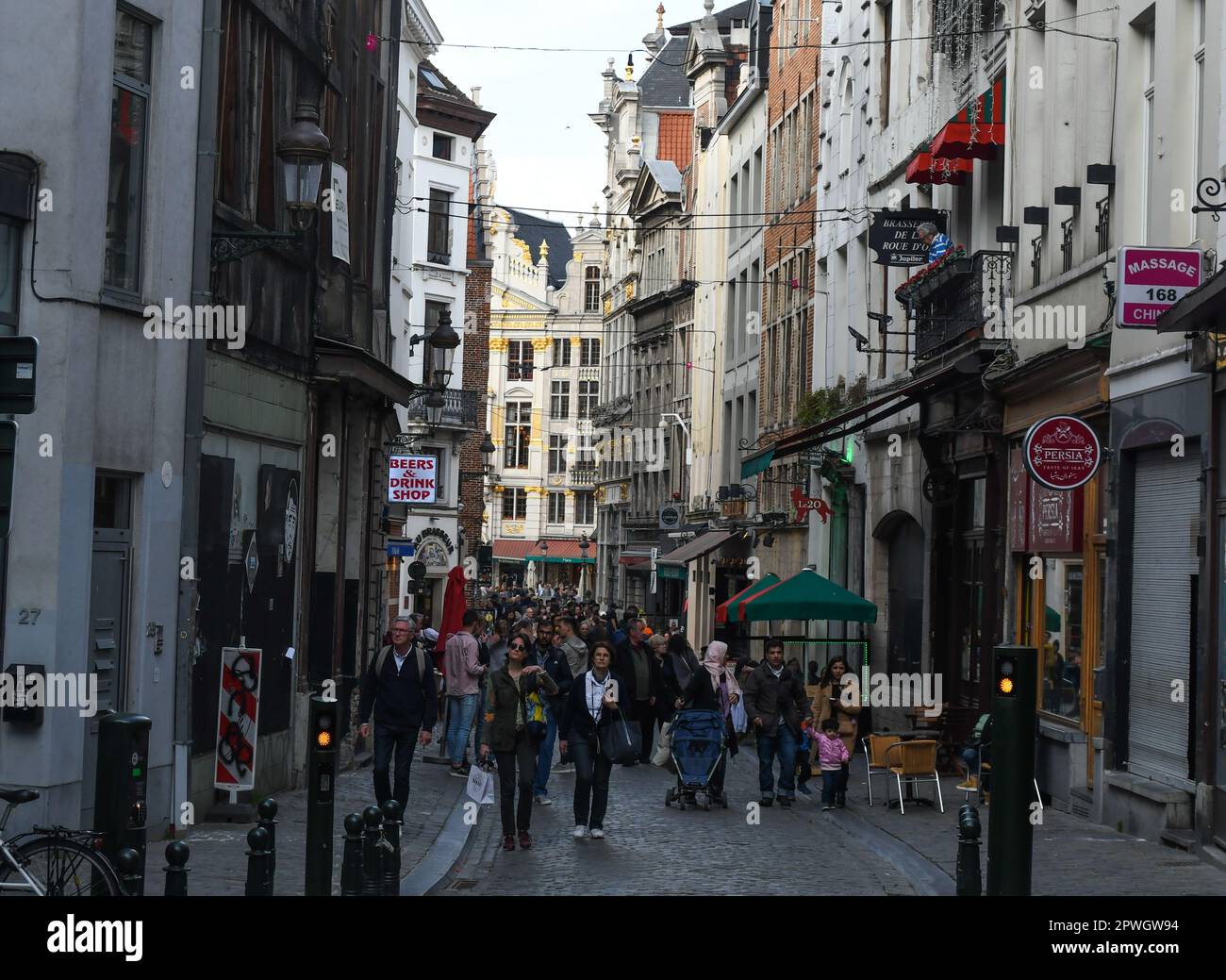 Place corners hi-res stock photography and images - Alamy