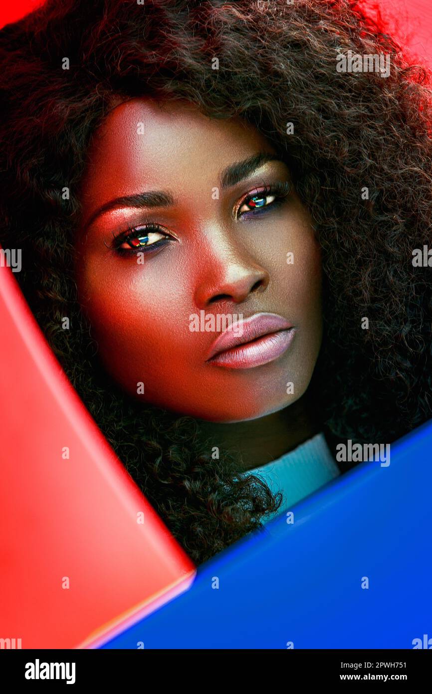 Portrait of a dark-skinned girl model Stock Photo - Alamy