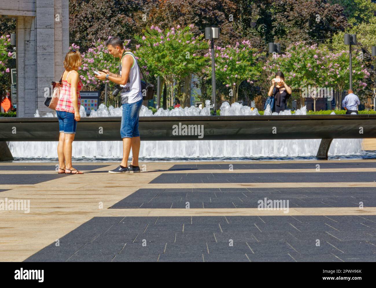 Revson Fountain and Josie Robertson Plaza in 2016 – before the plaza ...