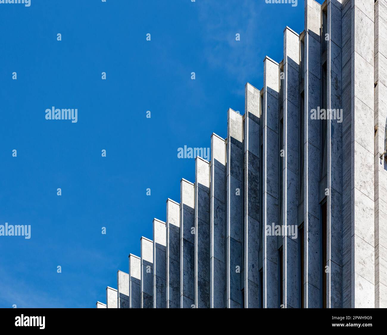 Three sides of Lincoln Center’s Metropolitan Opera House are clad in ...