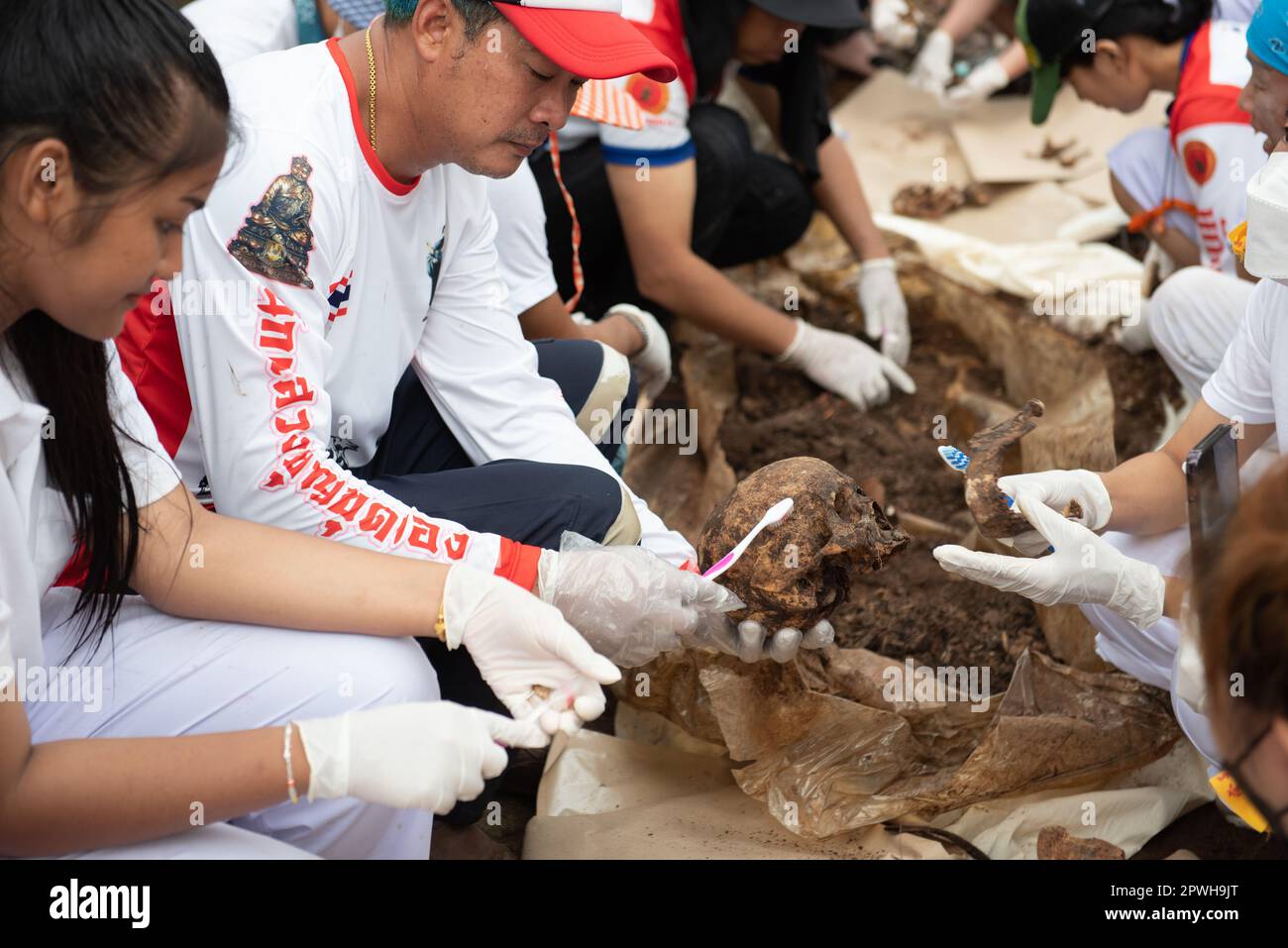 Saraburi, Thailand. 30th Apr, 2023. Volunteers clean human skeletons ...