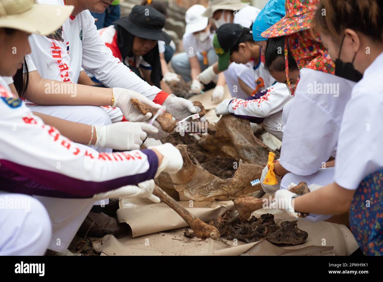 Saraburi, Thailand. 30th Apr, 2023. Volunteers clean human skeletons ...
