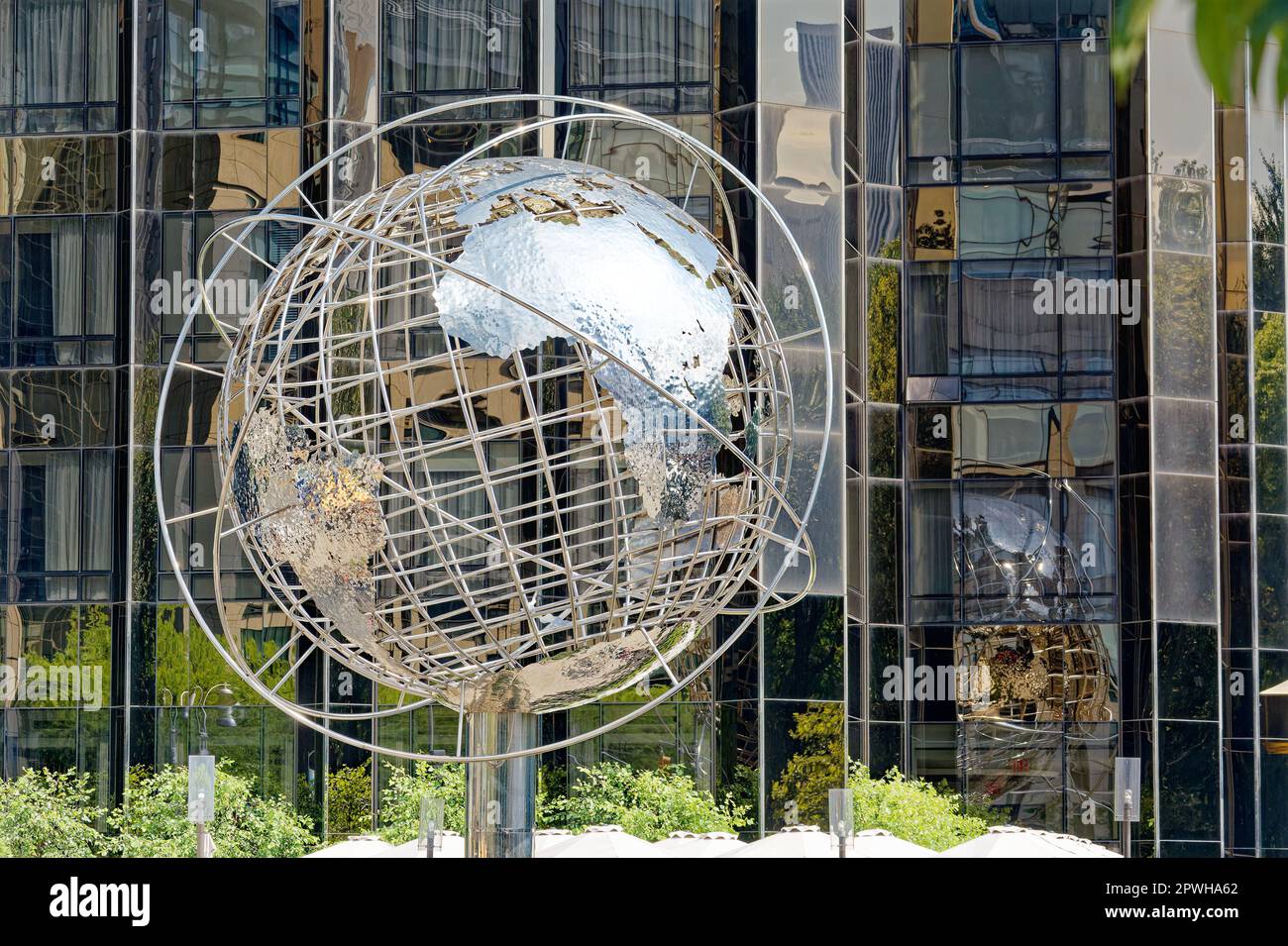 Kim Brandell’s Globe Sculpture next to Trump International Hotel ...