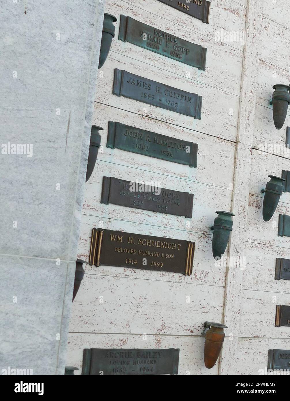 Los Angeles, California, USA 29th April 2023 Actor John Hamilton Grave ...