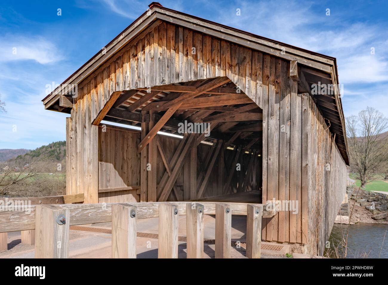 Timber structures hi-res stock photography and images - Alamy