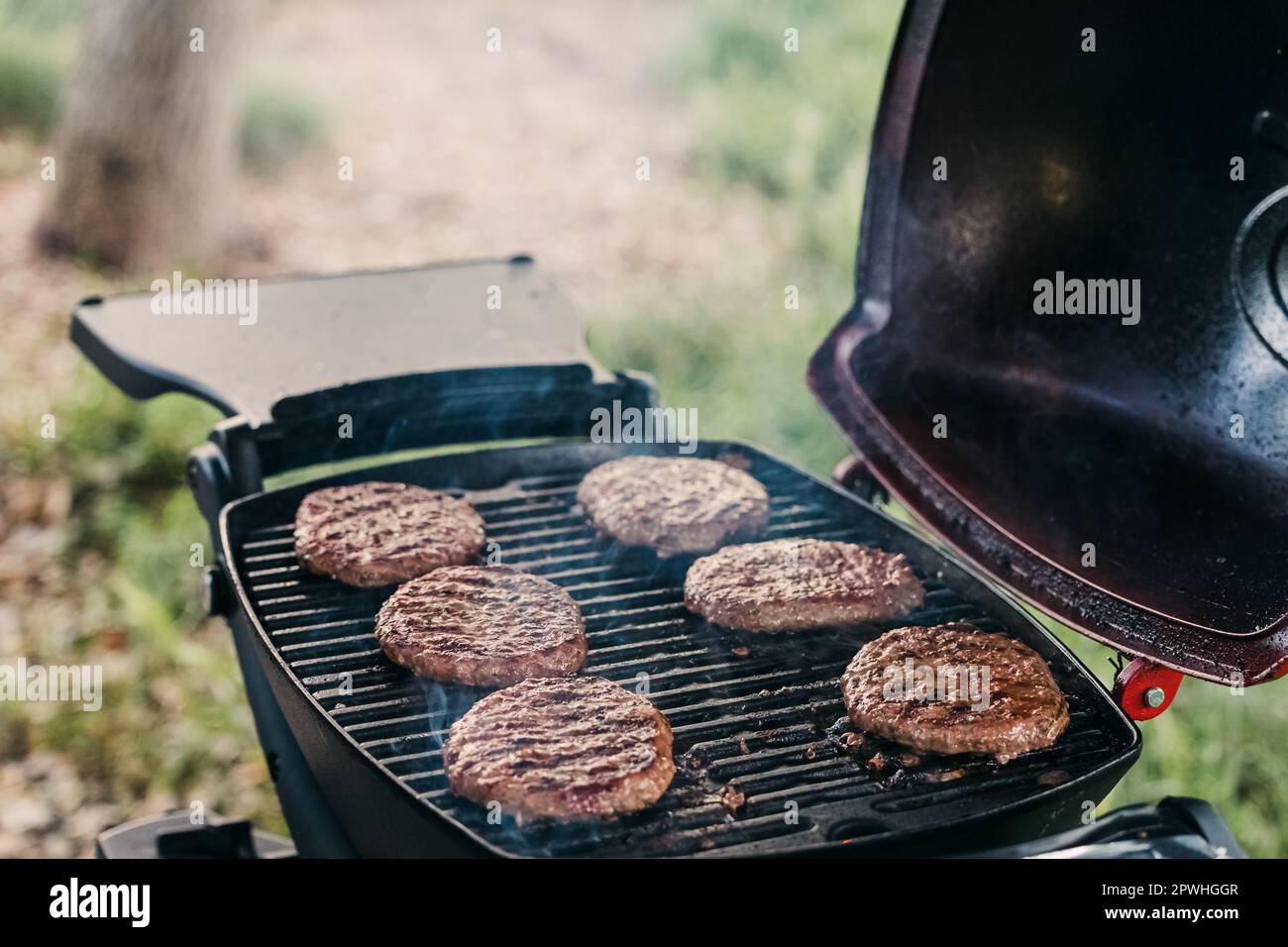 Frying grill hi-res stock photography and images - Alamy