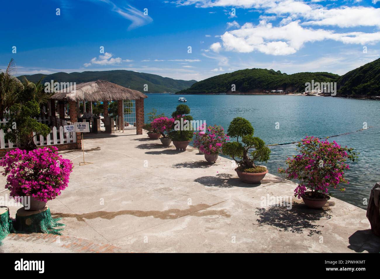 Ho Ca Tri Nguyen Island, Nha Trang Bay, South China Sea, Nha Trang ...