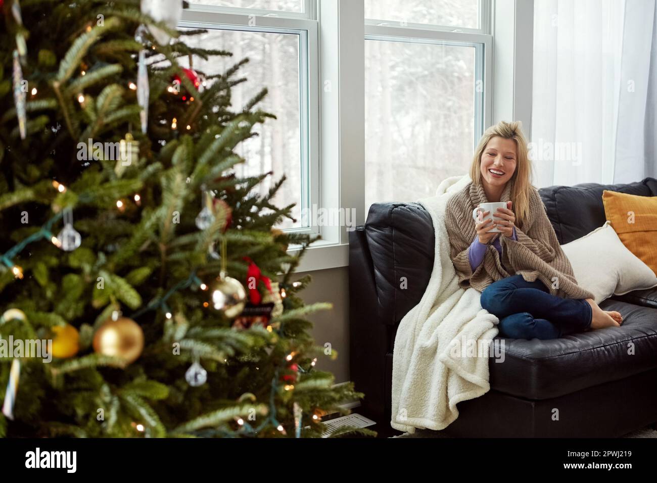 Holly jolly christmas young hi-res stock photography and images - Alamy