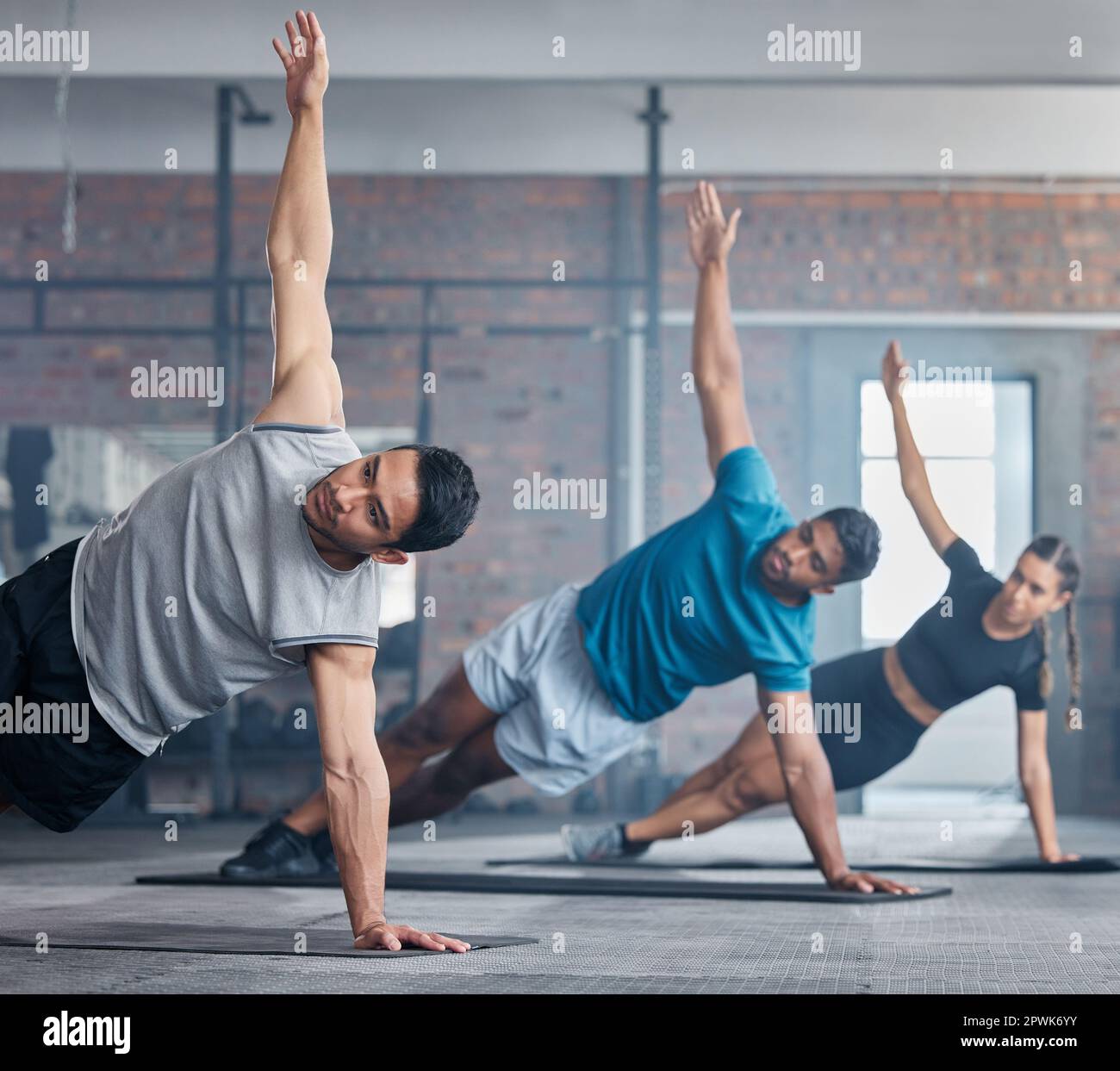 Side plank pose man hi-res stock photography and images - Alamy