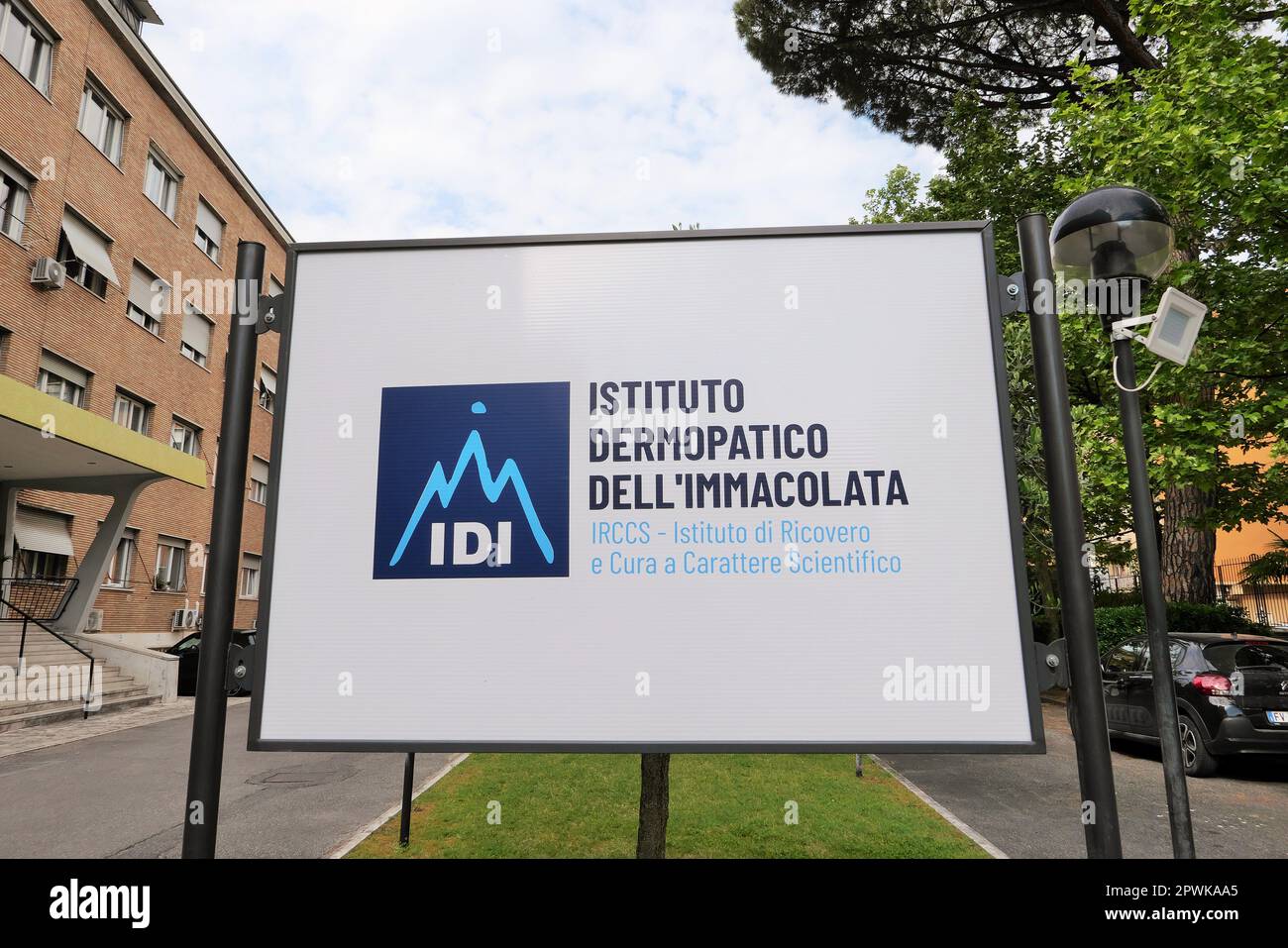 SIGN OF IDI. IT IS DERMAPATHIC INSTITUTE DELL'IMMACOLTA Stock Photo - Alamy