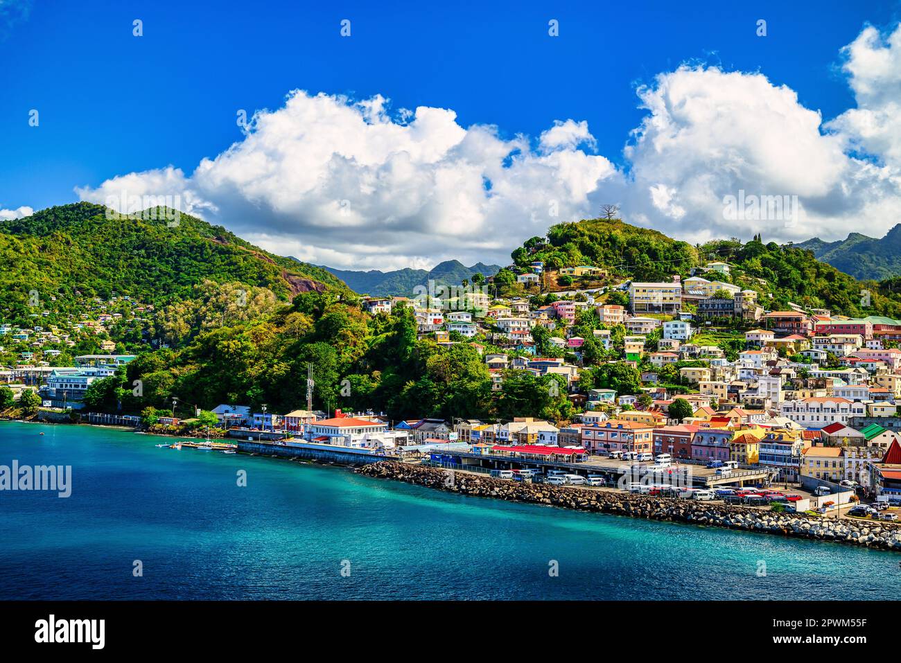St. George's capital of the Caribbean island of Grenada seen from the sea Stock Photo - Alamy