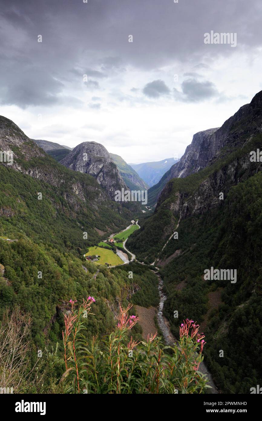 Norwegian landscapes hi-res stock photography and images - Alamy