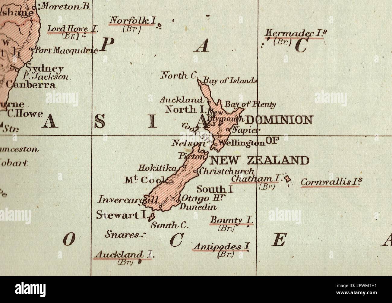Old map new zealand compass hi-res stock photography and images - Alamy