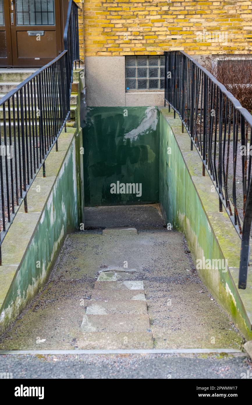 Ramp stairs concrete urban hi-res stock photography and images - Alamy