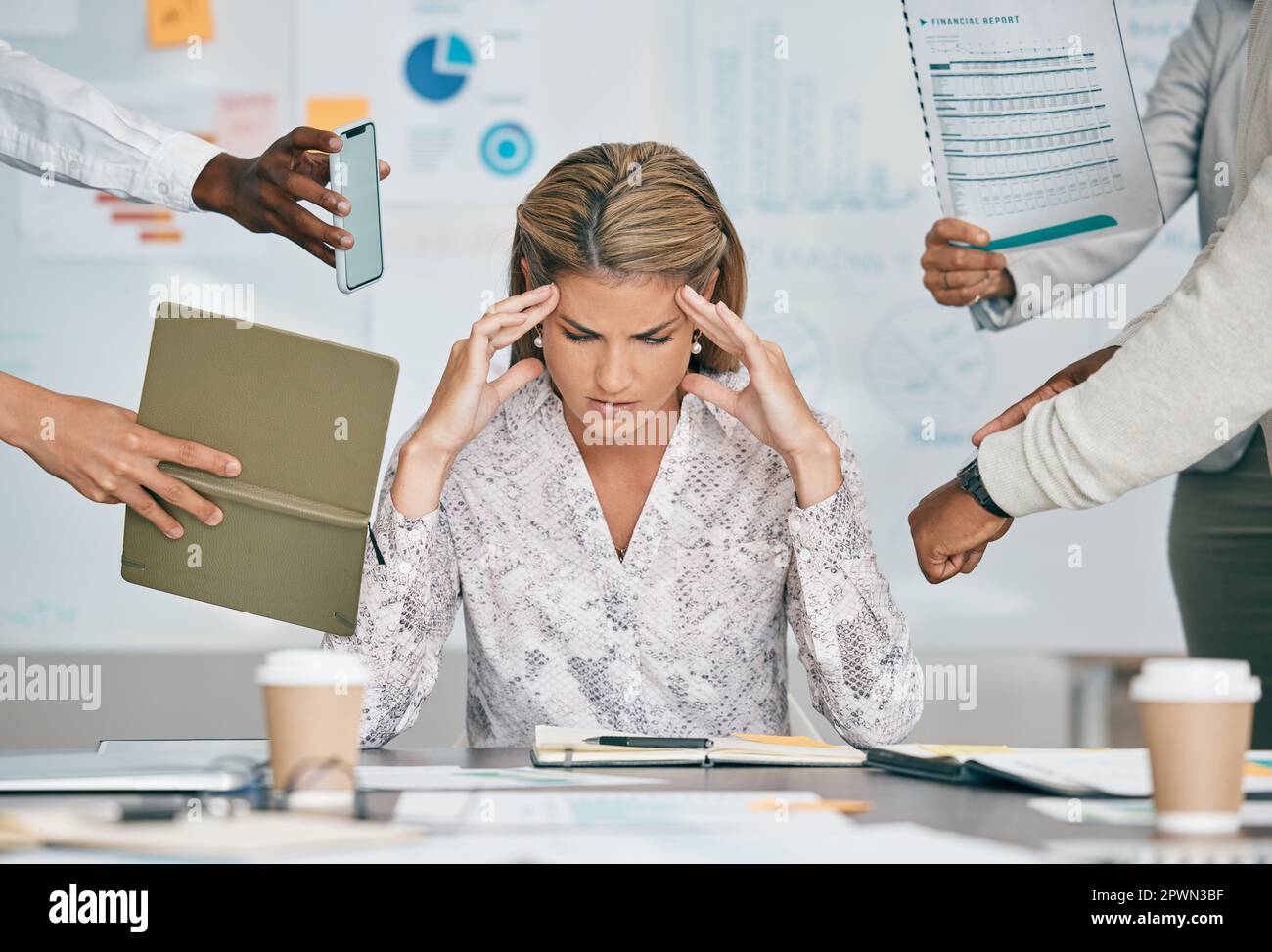 Stress office desk multitasking hi-res stock photography and images - Alamy