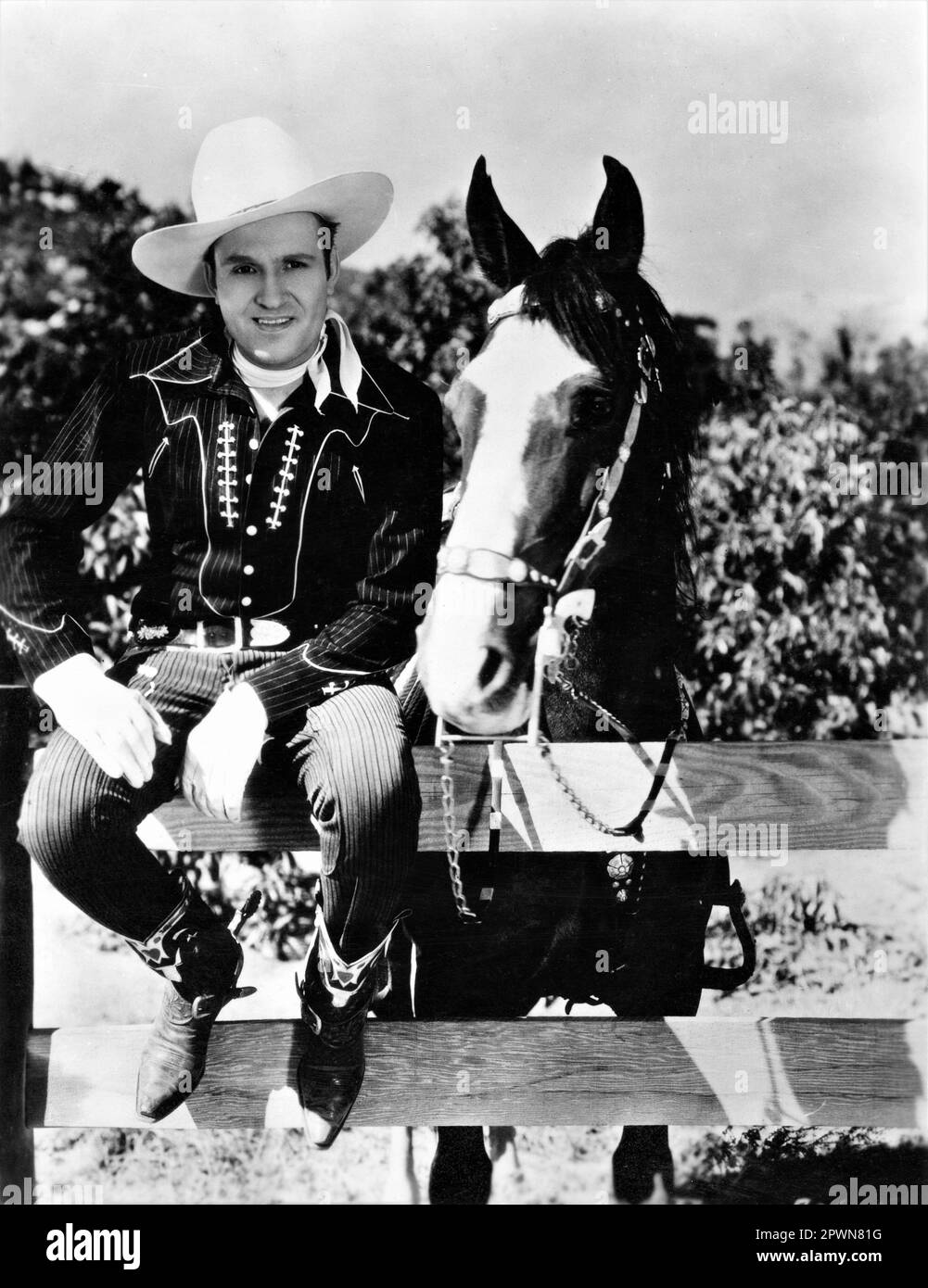 GENE AUTRY Portrait with his Horse in BELLS OF CAPISTRANO 1942 director ...