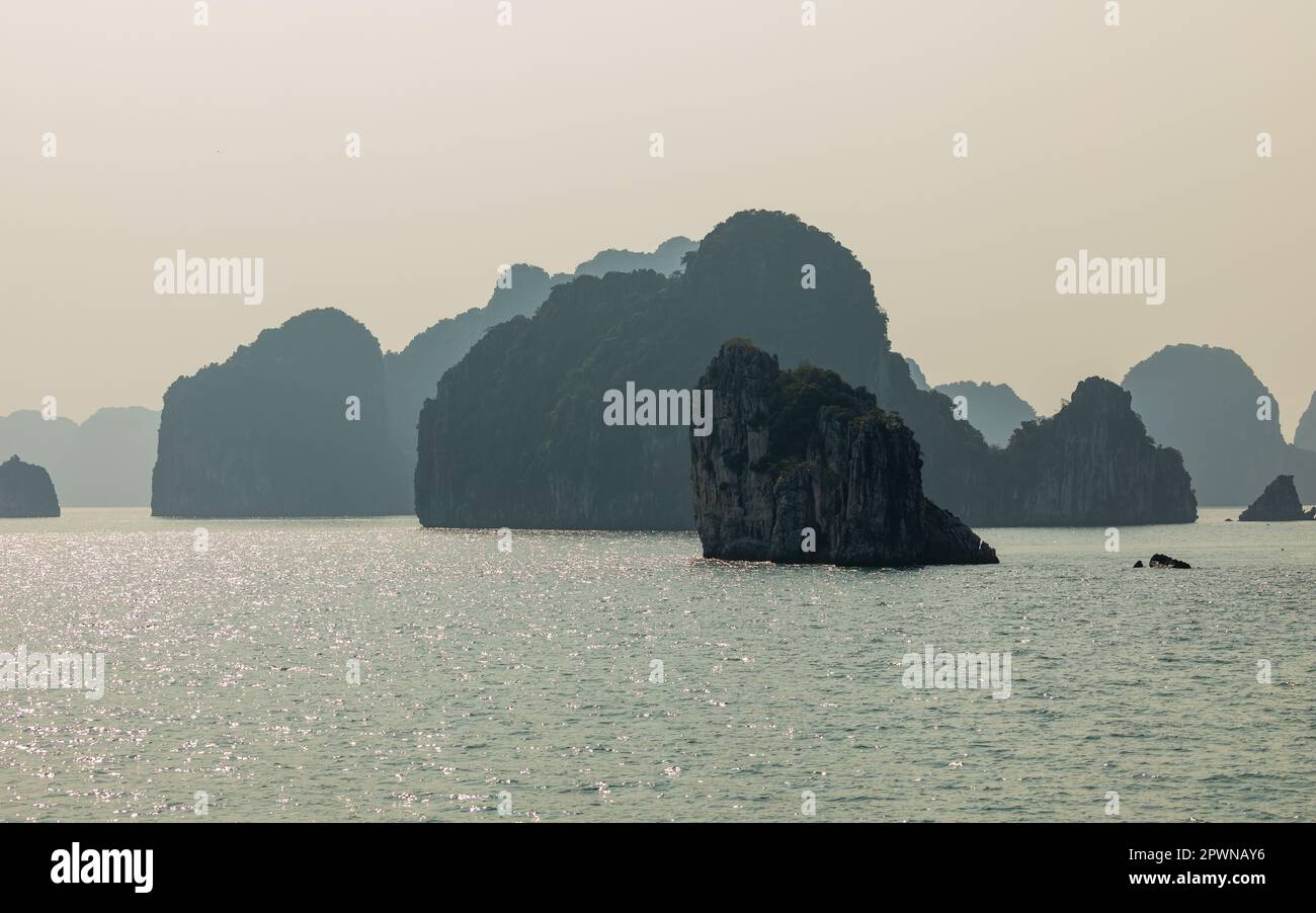 Karst landscape of mountains and islands in Ha Long Bay, Vietnam ...