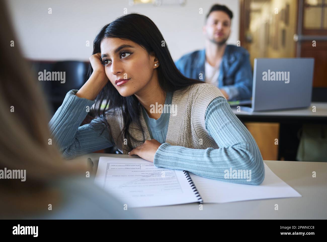 Students bored lecture hi-res stock photography and images - Alamy
