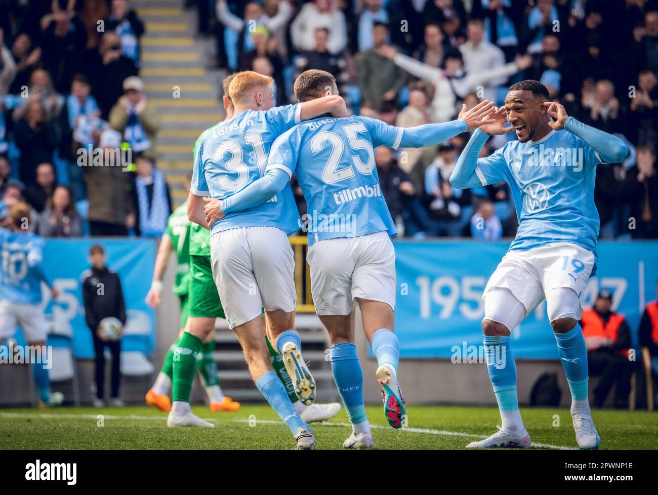 Apr 25 19 hi-res stock photography and images - Alamy