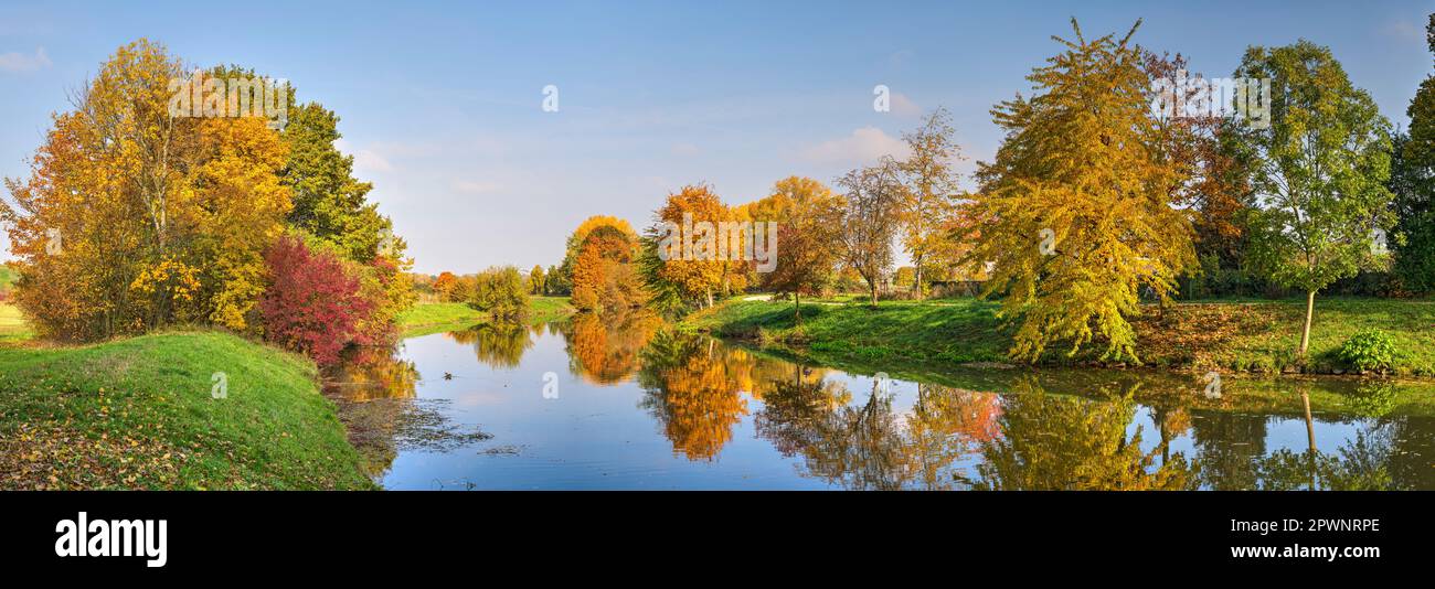 Autumn atmosphere at the river Nidda in Frankfurt am Main with ...