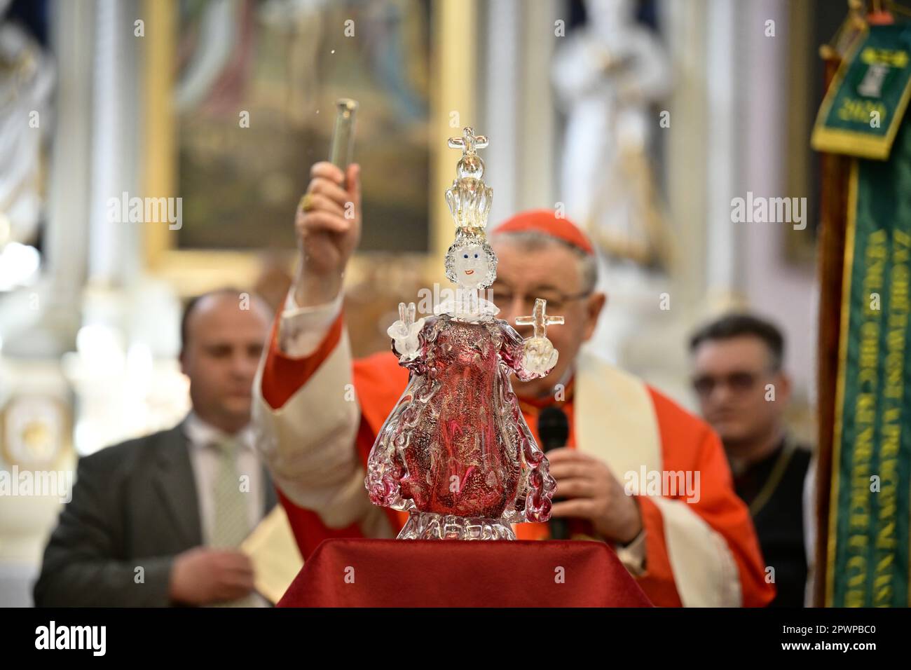 Cardinal Dominic Duka blessed the glass Kunratice Jesuit, created by ...