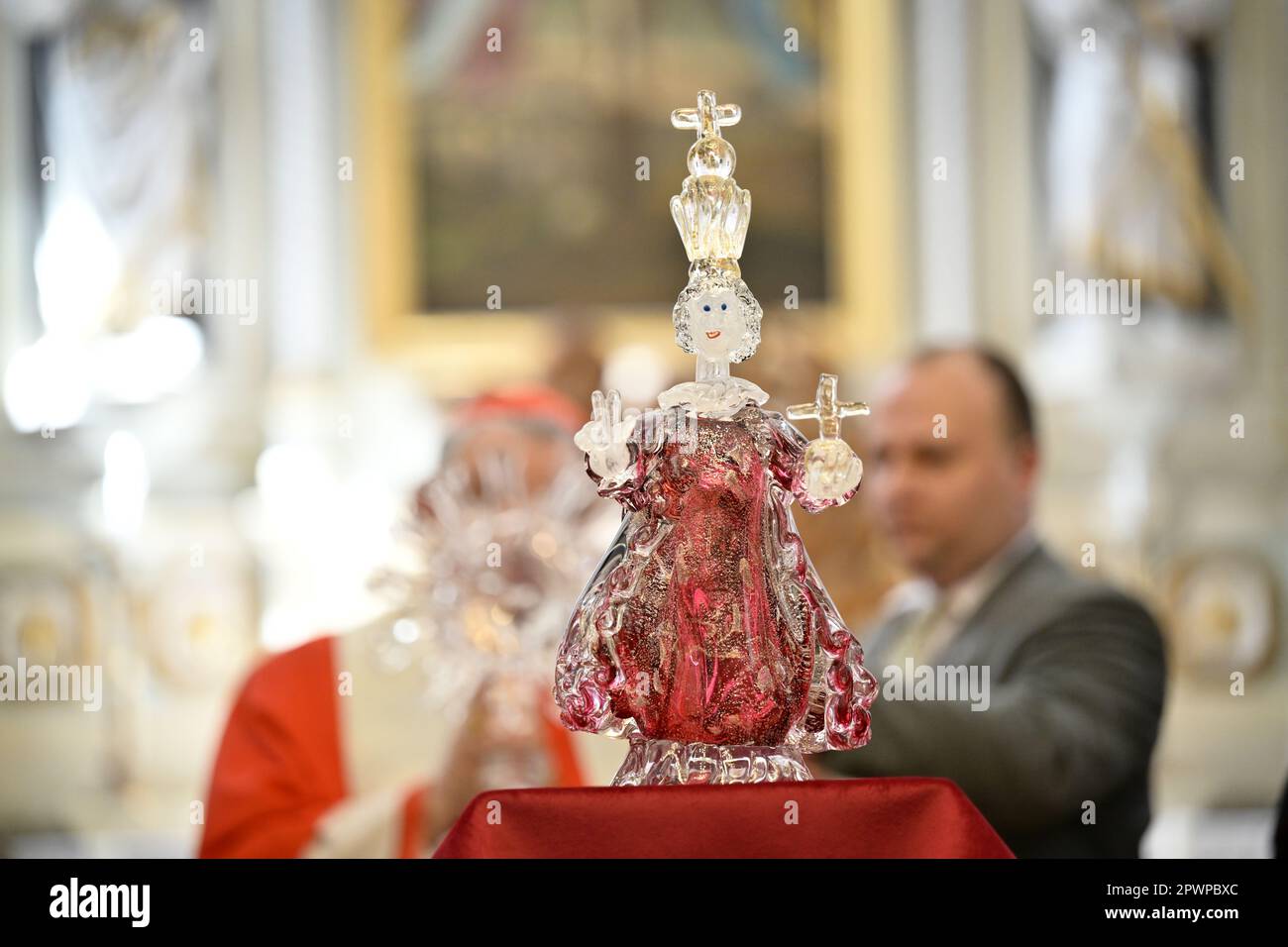 Cardinal Dominic Duka blessed the glass Kunratice Jesuit, created by ...