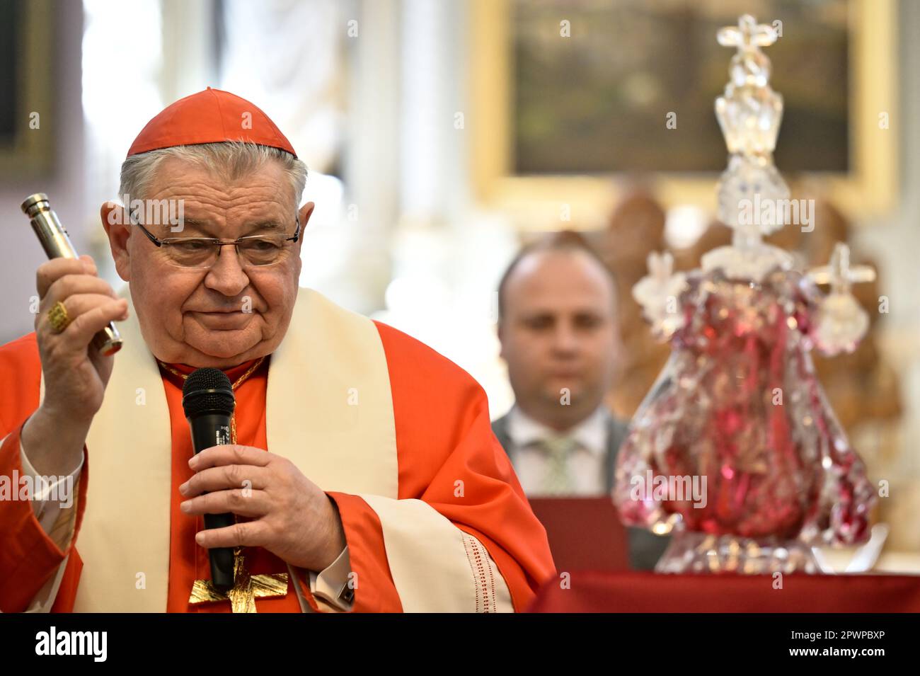 Cardinal Dominic Duka blessed the glass Kunratice Jesuit, created by ...