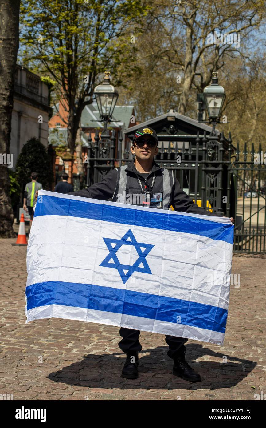 After the historic visit of Iran's Crown Prince, Reza Pahlavi, to ...