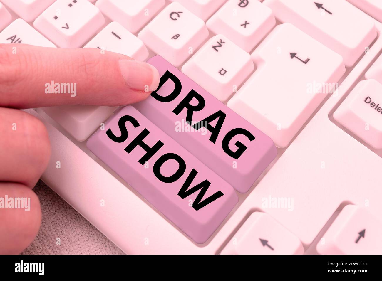 Hand writing sign Drag Show, Word for competitive event where two cars ...