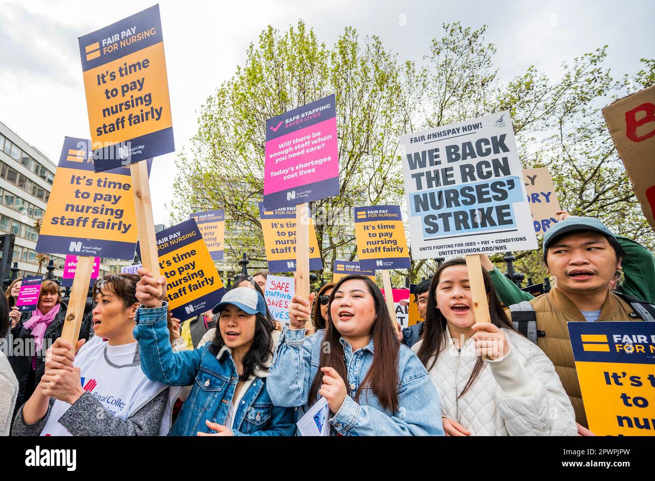 London, UK. 1st May, 2023. A picket line of Nurses outside the St ...
