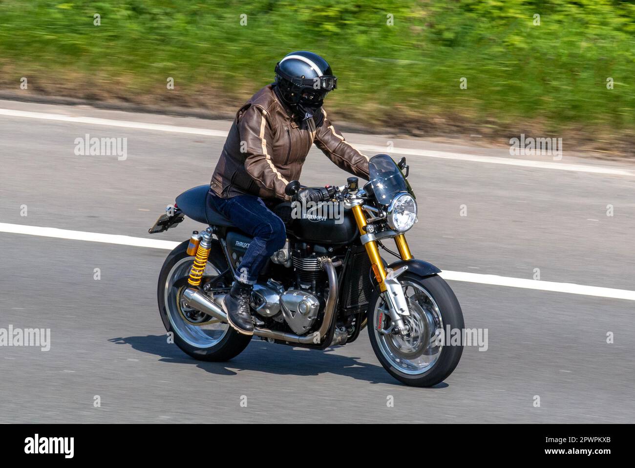 Triumph Thruxton Cafe Racer