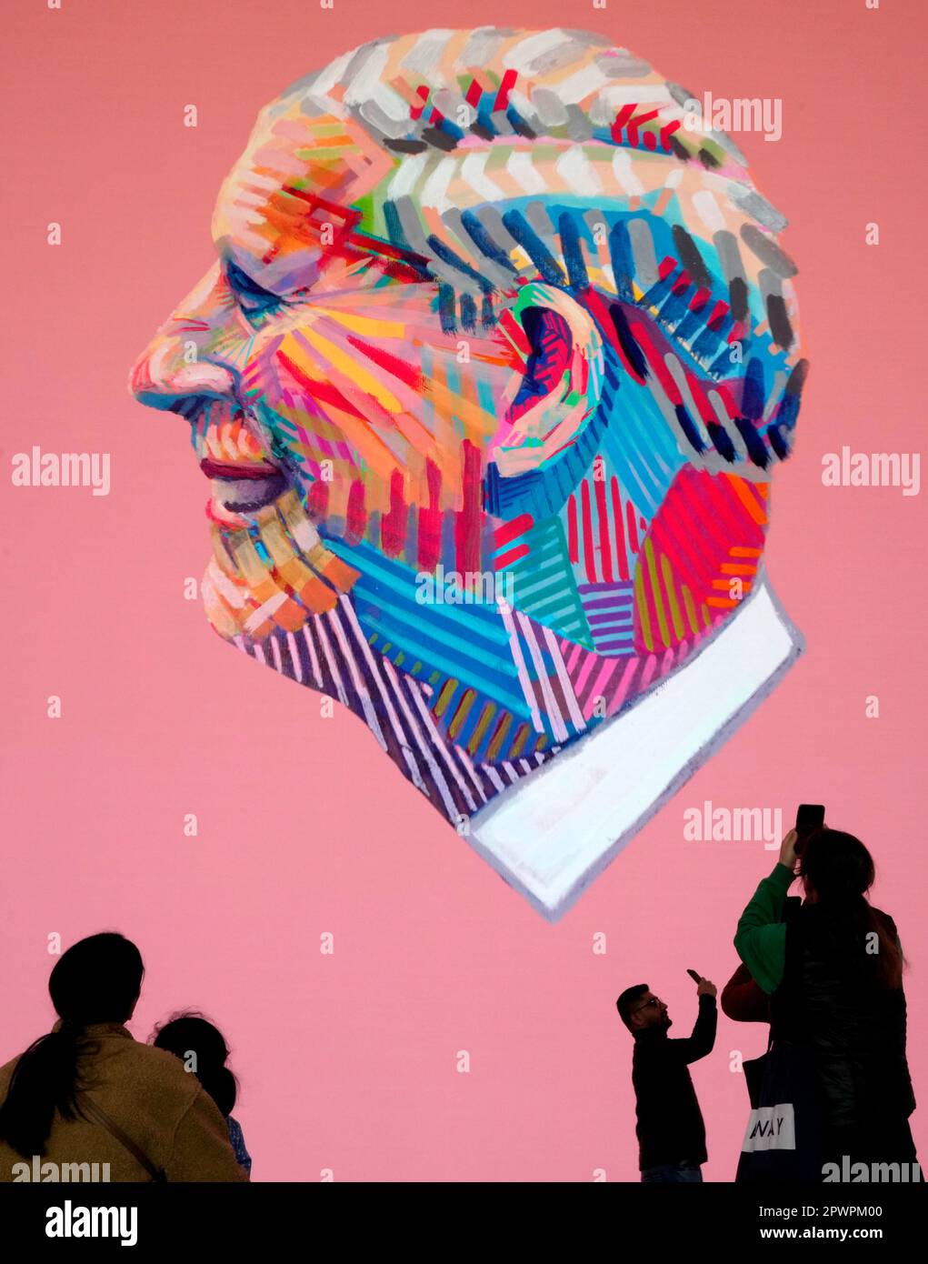 The Royally Big Portrait, a giant digital portrait of Britain's King ...