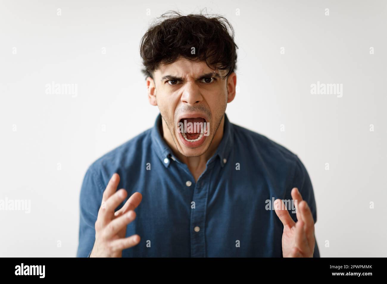 Middle eastern male headshot 20s hi-res stock photography and images ...