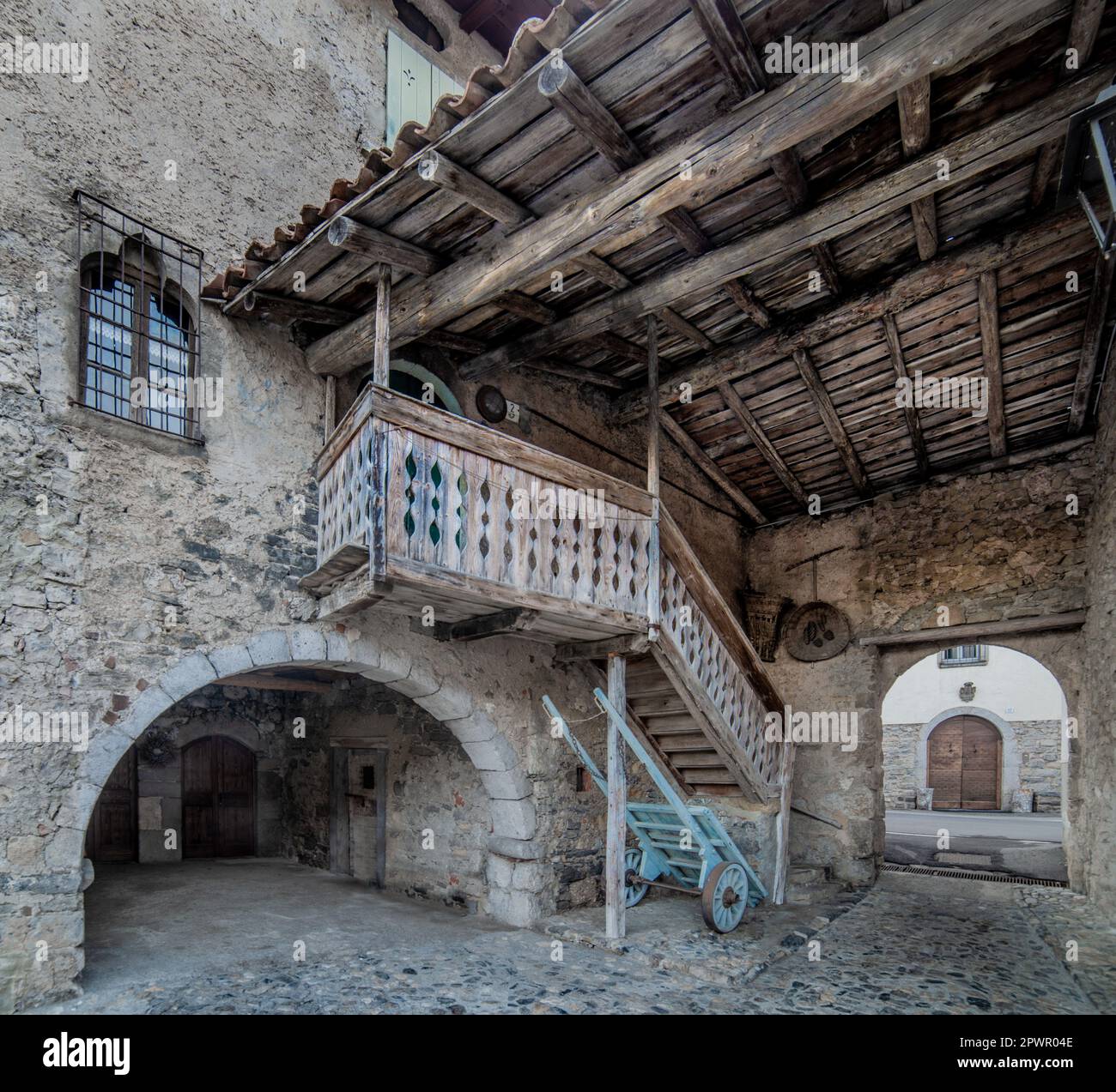 Medieval peasant house hi-res stock photography and images - Alamy