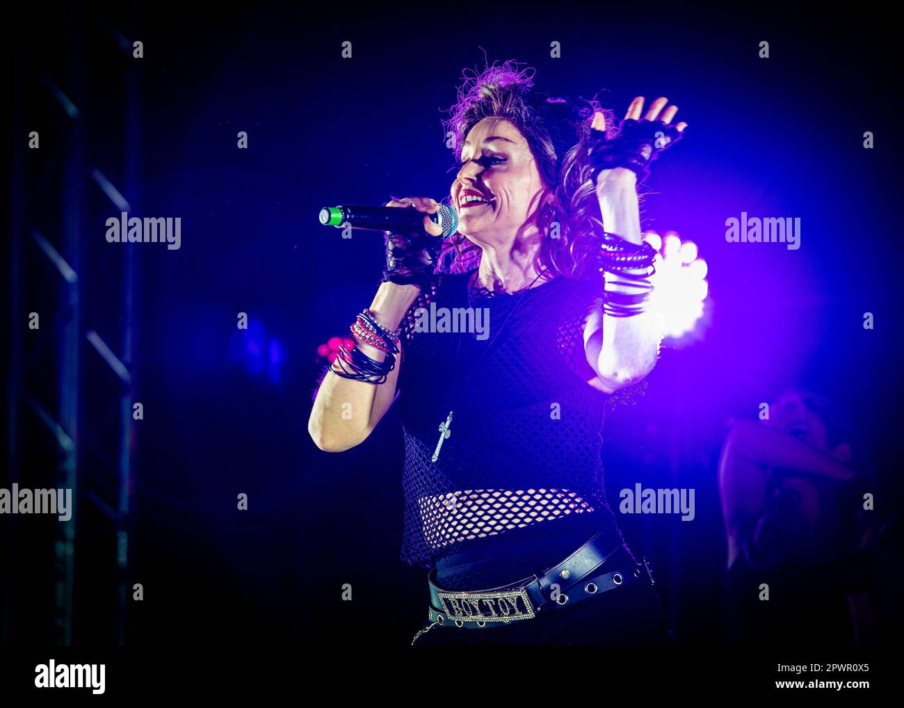 Madonna crop top hi-res stock photography and images - Alamy