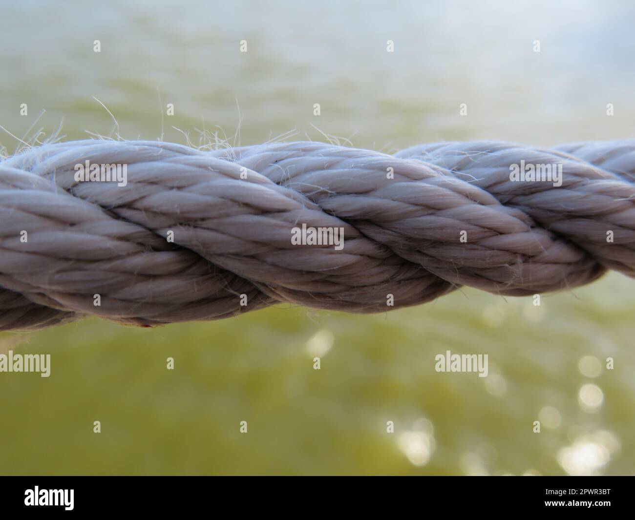 rope rope tension fastening tie fibers old macro Stock Photo - Alamy